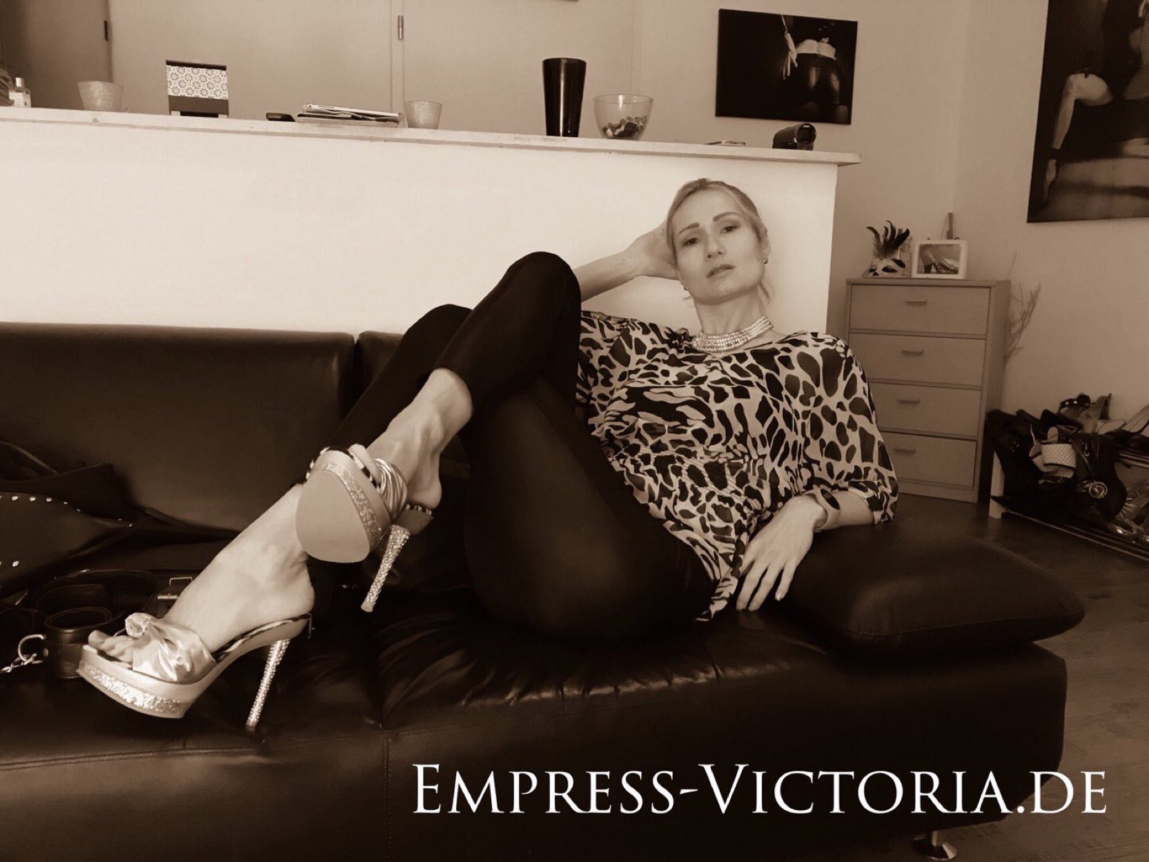Empress Victoria aus Berlin im Interview über ihren BDSM